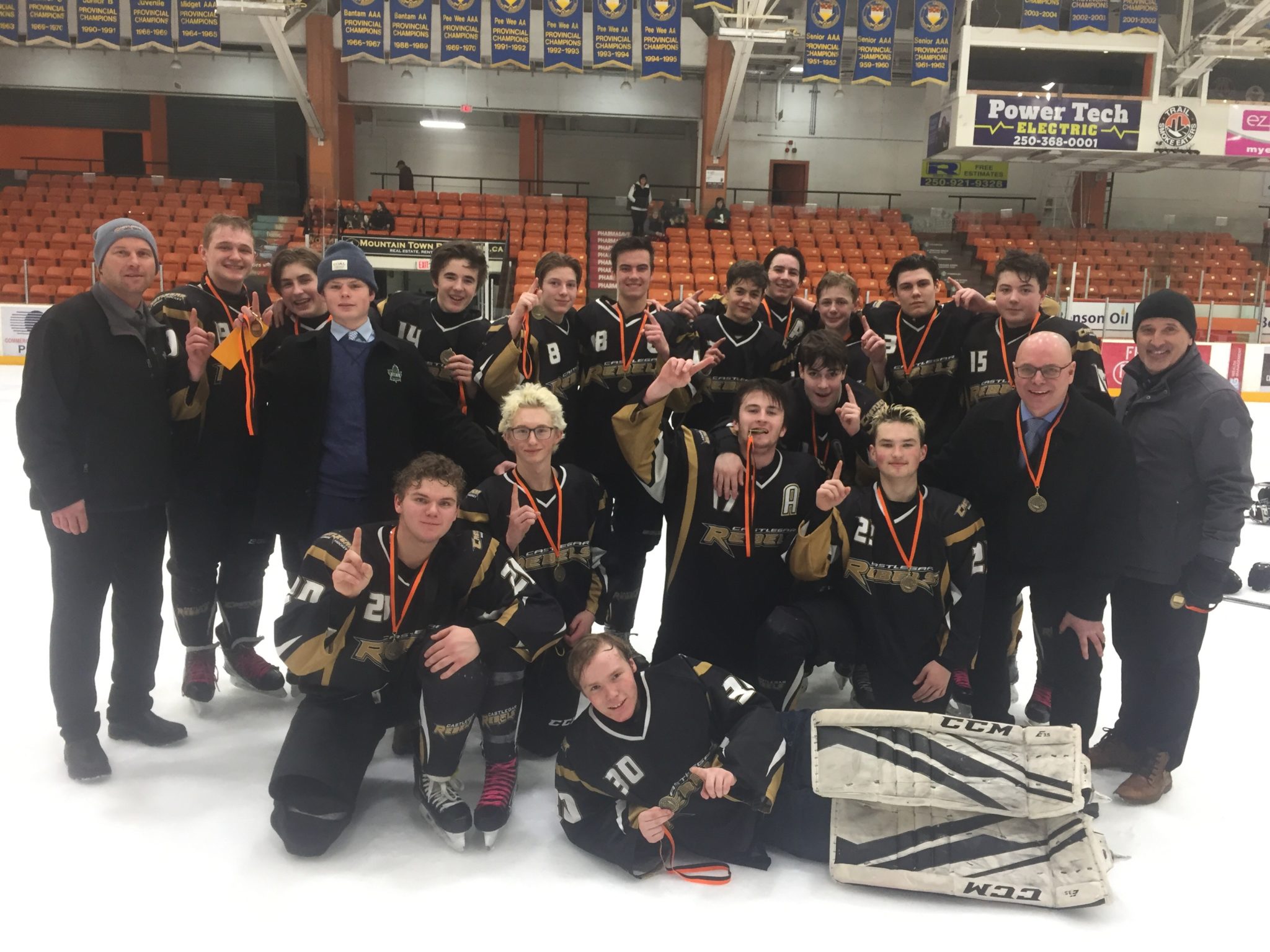Midget Rep Undefeated in Trail Tournament – Castlegar Minor Hockey ...